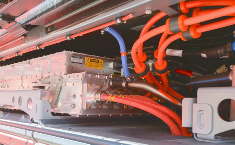 Low Voltage vs. High Voltage Power Cables (Industrial Focus) - Berliac ...